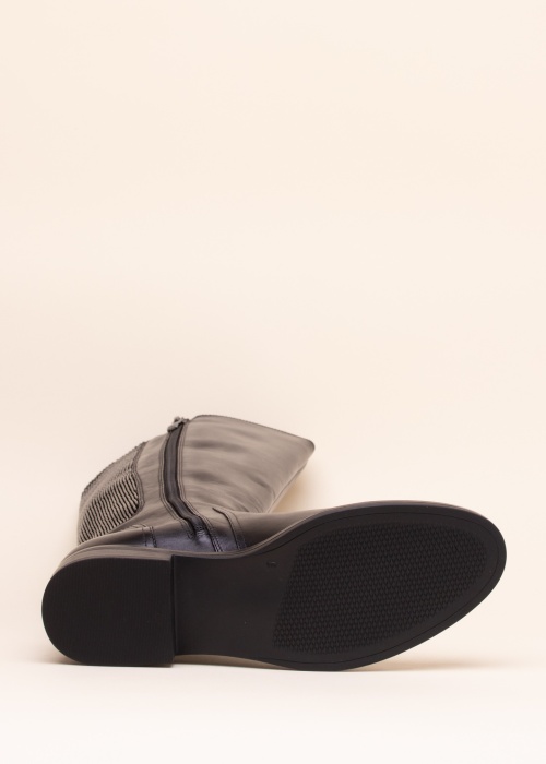 Caprice saapad, Must | WEEKEND