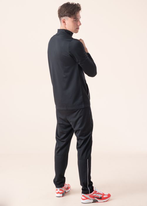 Nike dressid | Weekend.ee