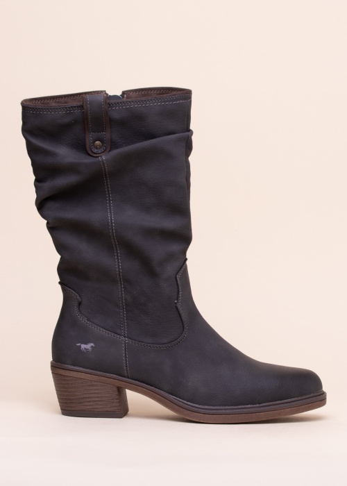 Mustang saapad | Weekend.ee