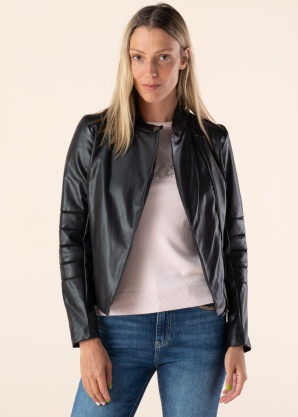 Guess tagi Harley, Must | WEEKEND