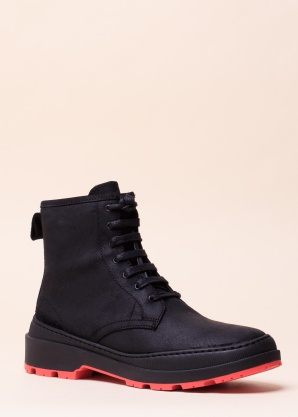 Camper poolsaapad, Must | WEEKEND